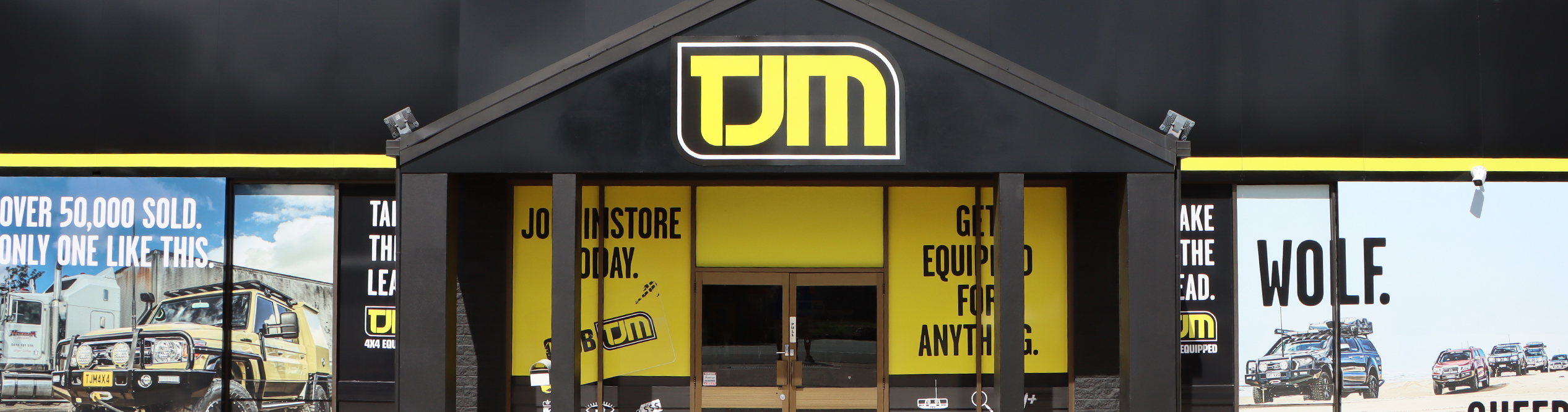 Custom Store Fixtures & Displays Designed for TJM | SI Retail